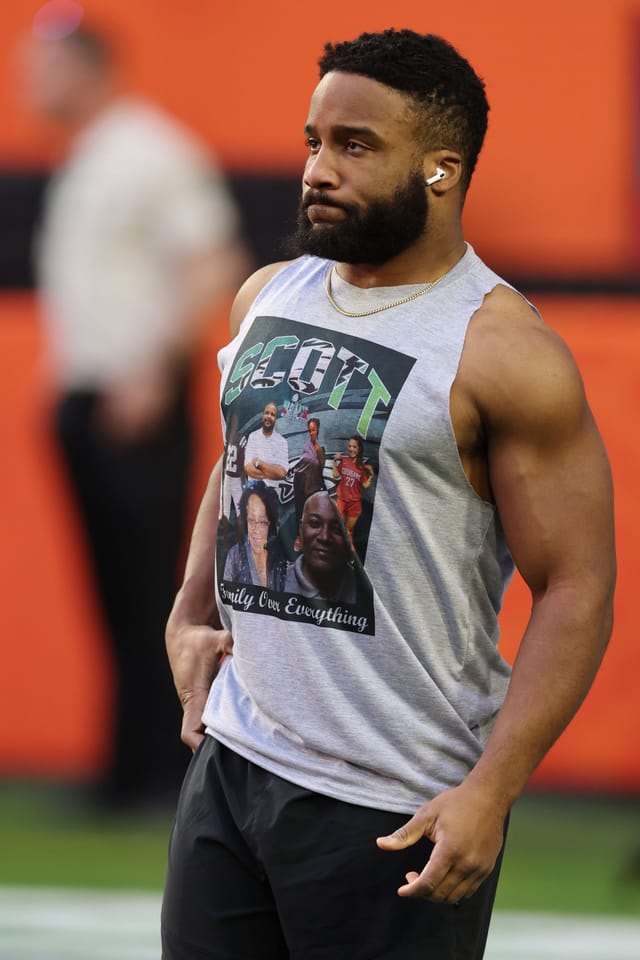 Boston Scott Profile - Bio, Game Log, Career Stats, Draft, College ...