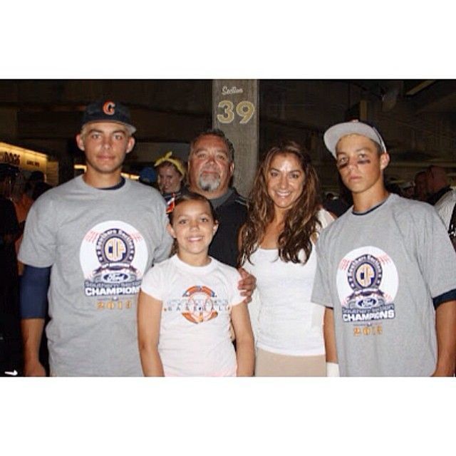 Who are Dominic Fletcher's Parents?