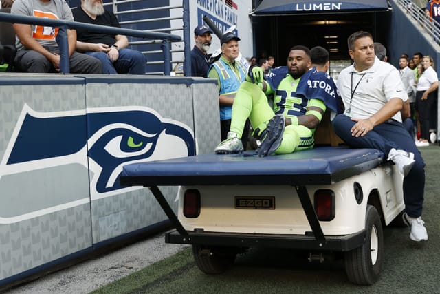 What happened to Jamal Adams? Seahawks safety goes down after taking ...