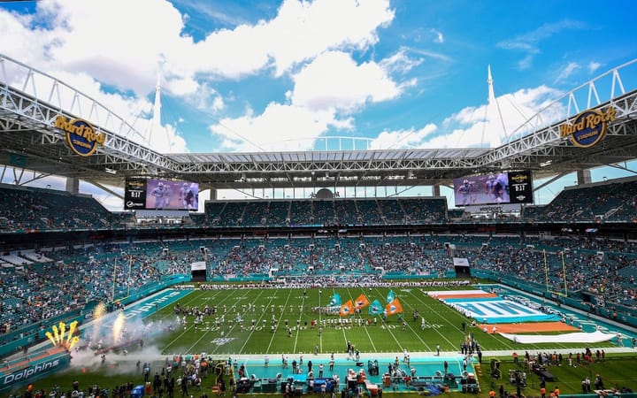 What is the capacity of Hard Rock Stadium?