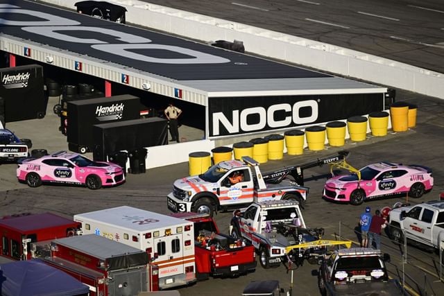 WATCH: NASCAR's official pace car breaks down during Playoffs ...
