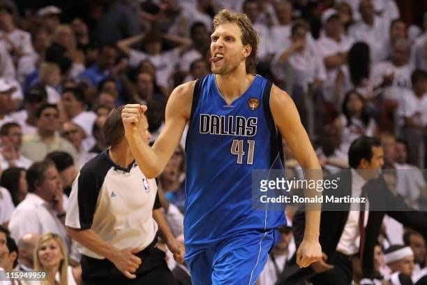 What year did the Dallas Mavericks win the championship?