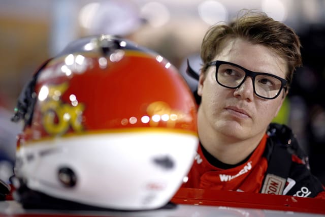 Sheldon Creed teases his next move after revealing he has “signed ...