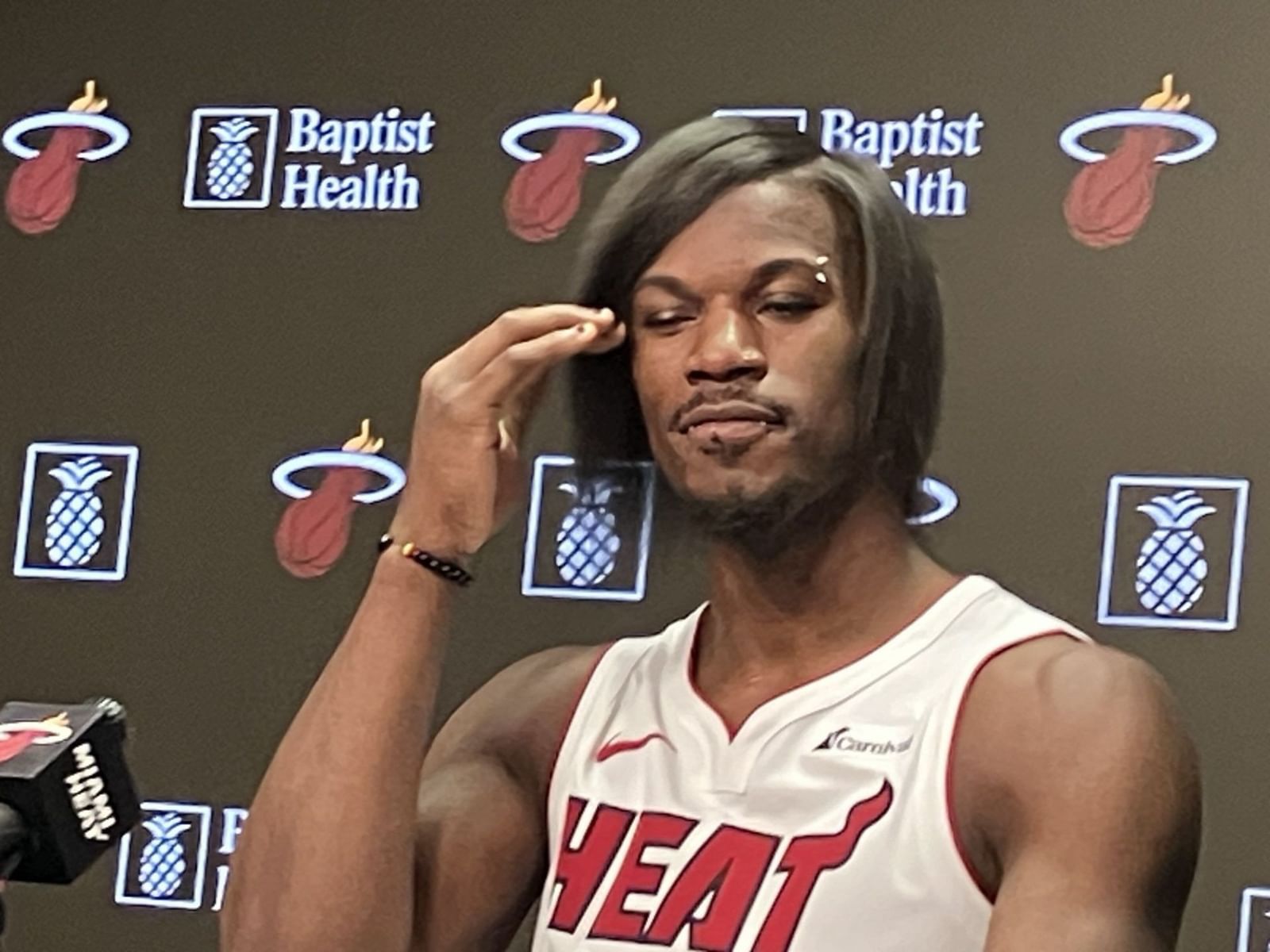 "Dame really got bro acting different": 'Emo' Jimmy Butler's new hairdo ...