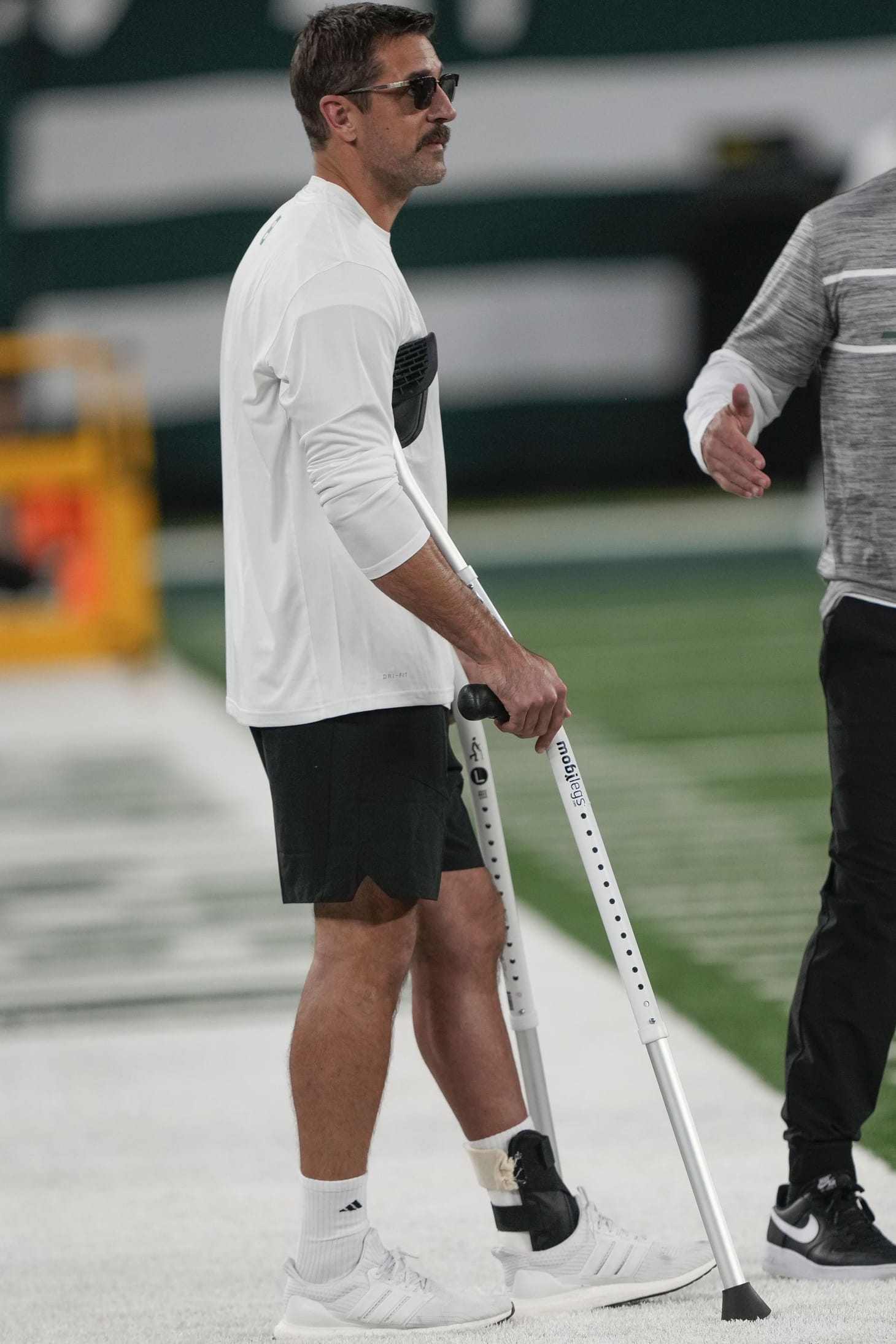 Aaron Rodgers injury: Jets made risky $20,000,000 disability insurance ...