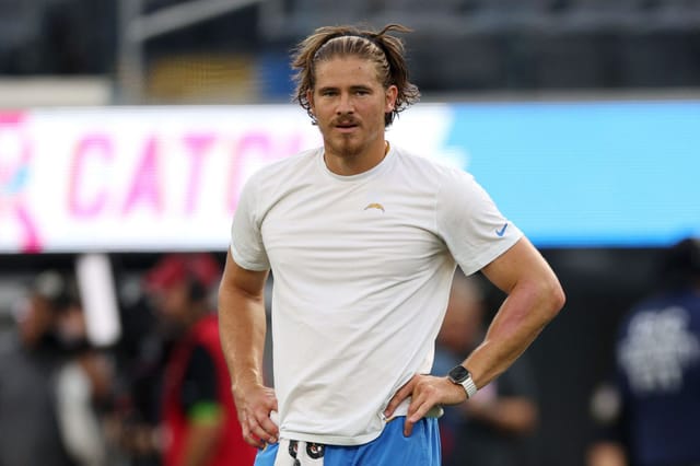 NFL fans rip Justin Herbert as Chargers QB struggles in 17-20 loss to ...