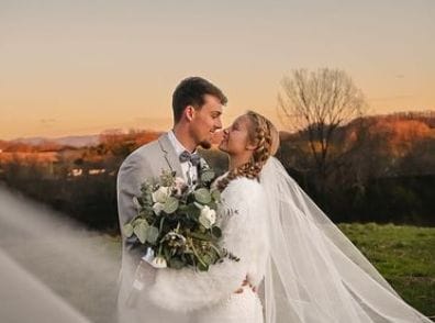 Who is Evan Carter's Wife?