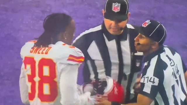 Viral video of referees' interaction with Chiefs' L'Jarius Sneed has ...