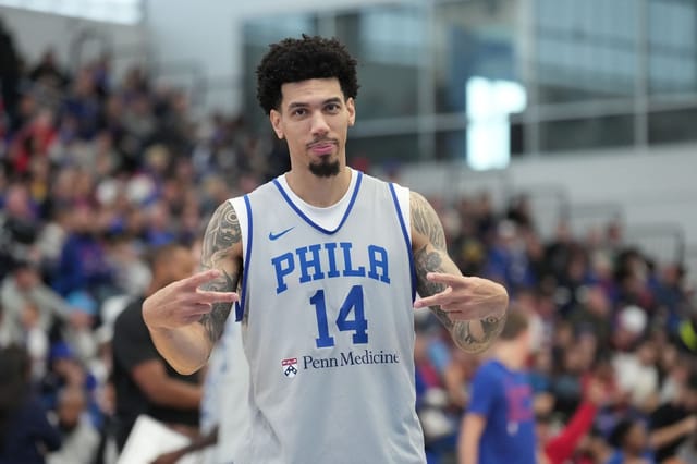 How tall is Danny Green?