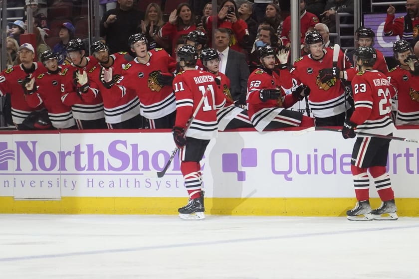 Chicago Blackhawks vs Columbus Blue Jackets: Live streaming options ...