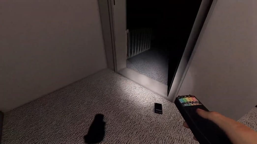 Phasmophobia: Every Tier 2 primary equipment and its features