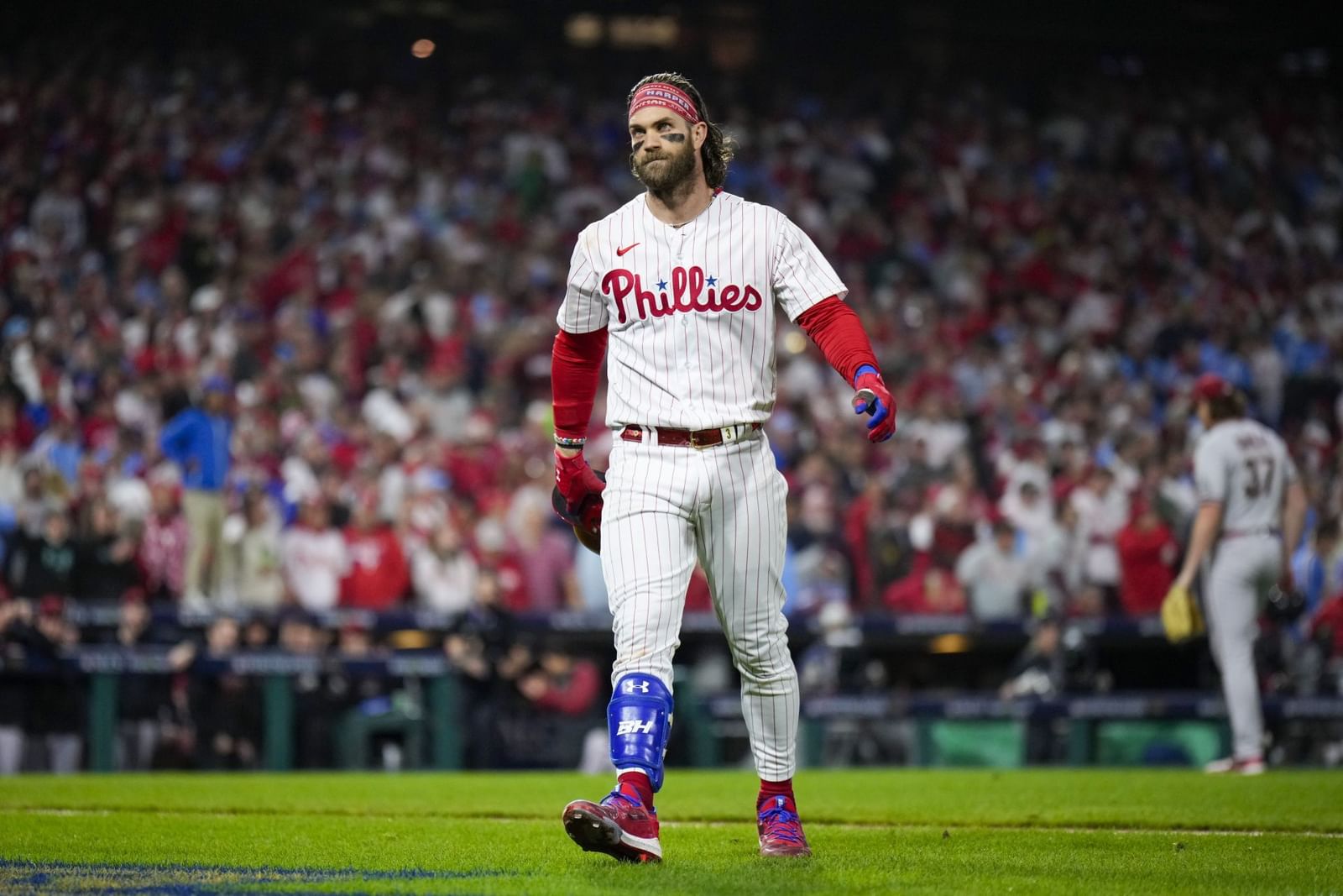 Phillies star Bryce Harper's green enthusiasm stirs playful taunts ...