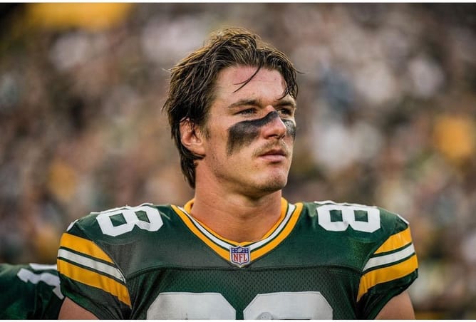 Luke Musgrave Profile - Bio, Game Log, Career Stats, Draft, College ...