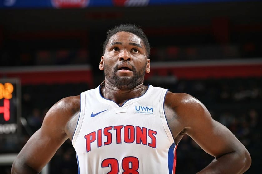 How old is Isaiah Stewart?