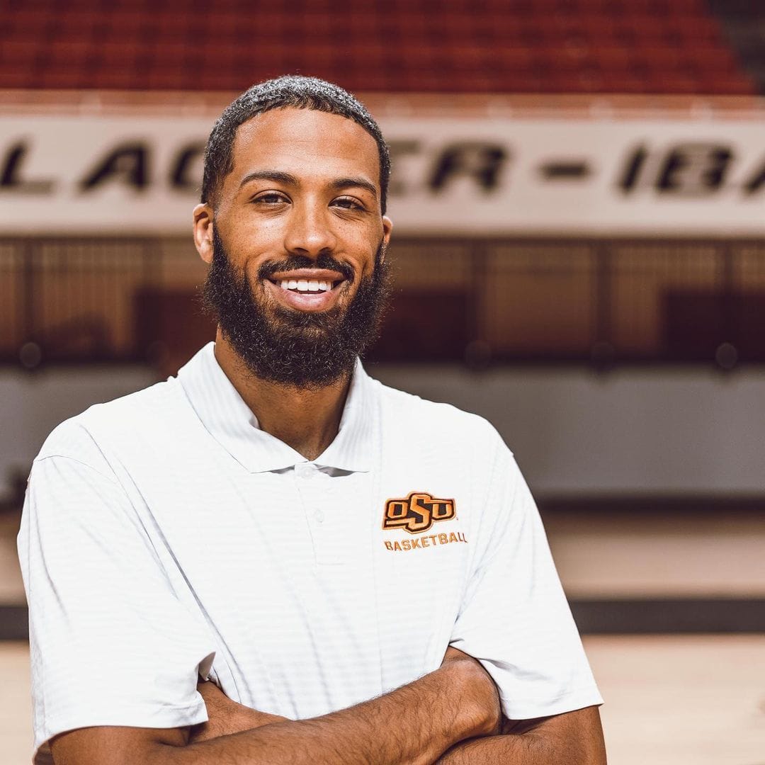 How many siblings does Cade Cunningham have?