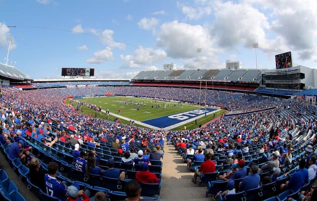 How many NFL fields have artificial turf? Full rundown of which teams ...