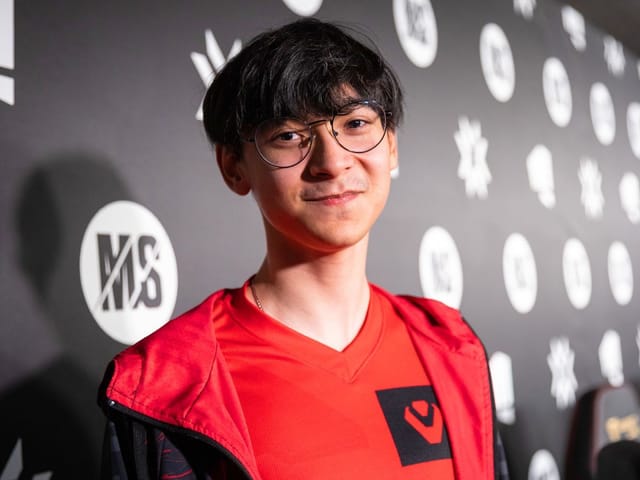 "Easy money for them": Valorant Pro TenZ follows Ninja’s footsteps of ...