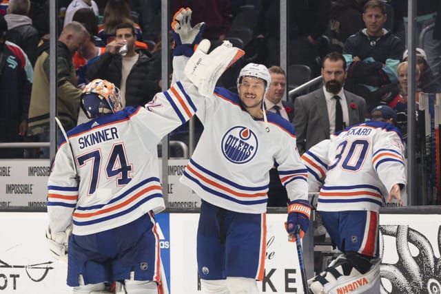 Video: Jonas Brothers in attendance for Edmonton Oilers vs Seattle Kraken