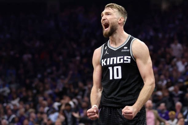 How much is Domantas Sabonis' Contract?