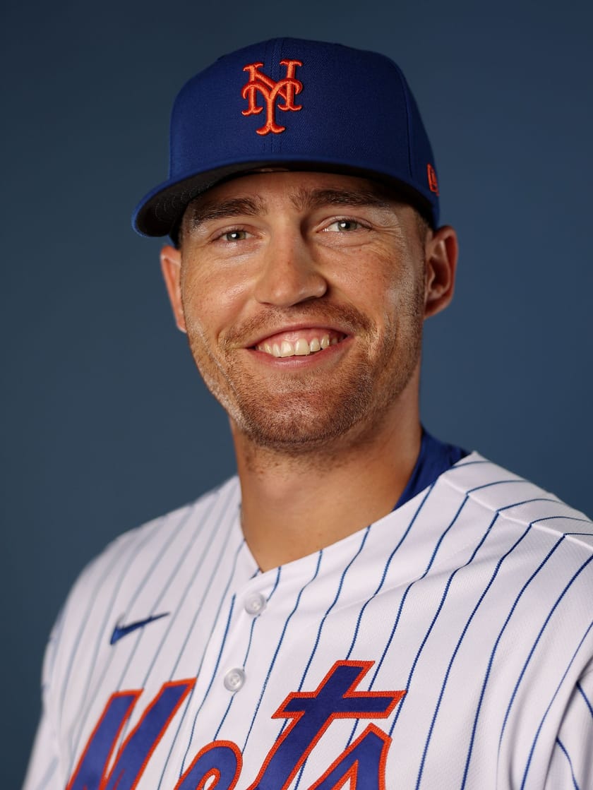 What is Brandon Nimmo's Contract as of 2023?