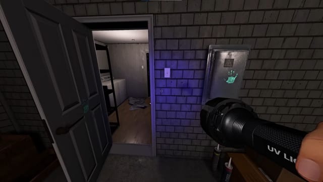 Phasmophobia: Every Tier 3 primary equipment and its features