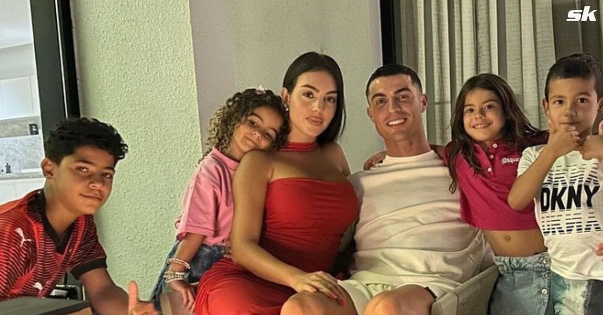 Georgina Rodriguez and Cristiano Ronaldo set up skating rink for kids ...