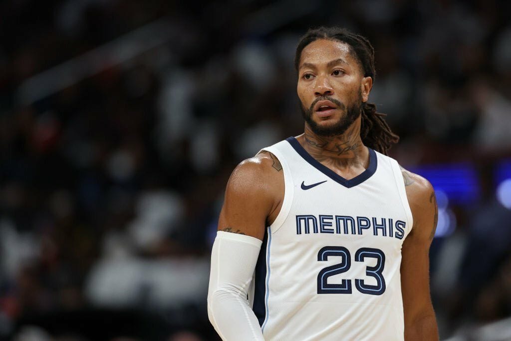 How tall is Derrick Rose?