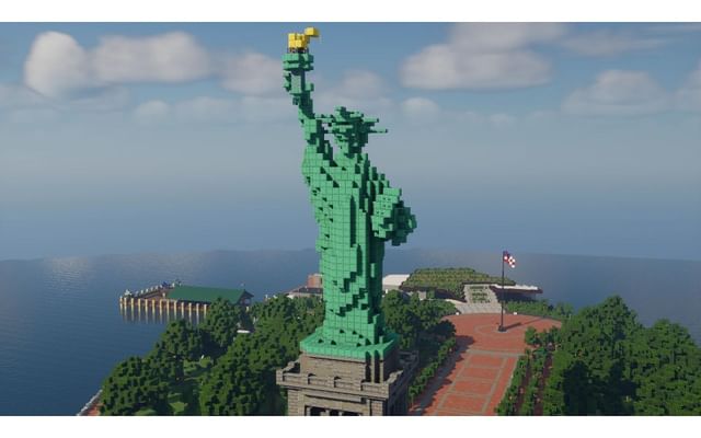 Minecraft player builds a replica of Statue of Liberty
