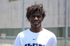 What is Calen Bullock Age?