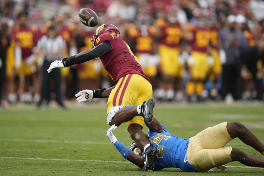 Can players advance a fumble in college football? Taking a closer look ...