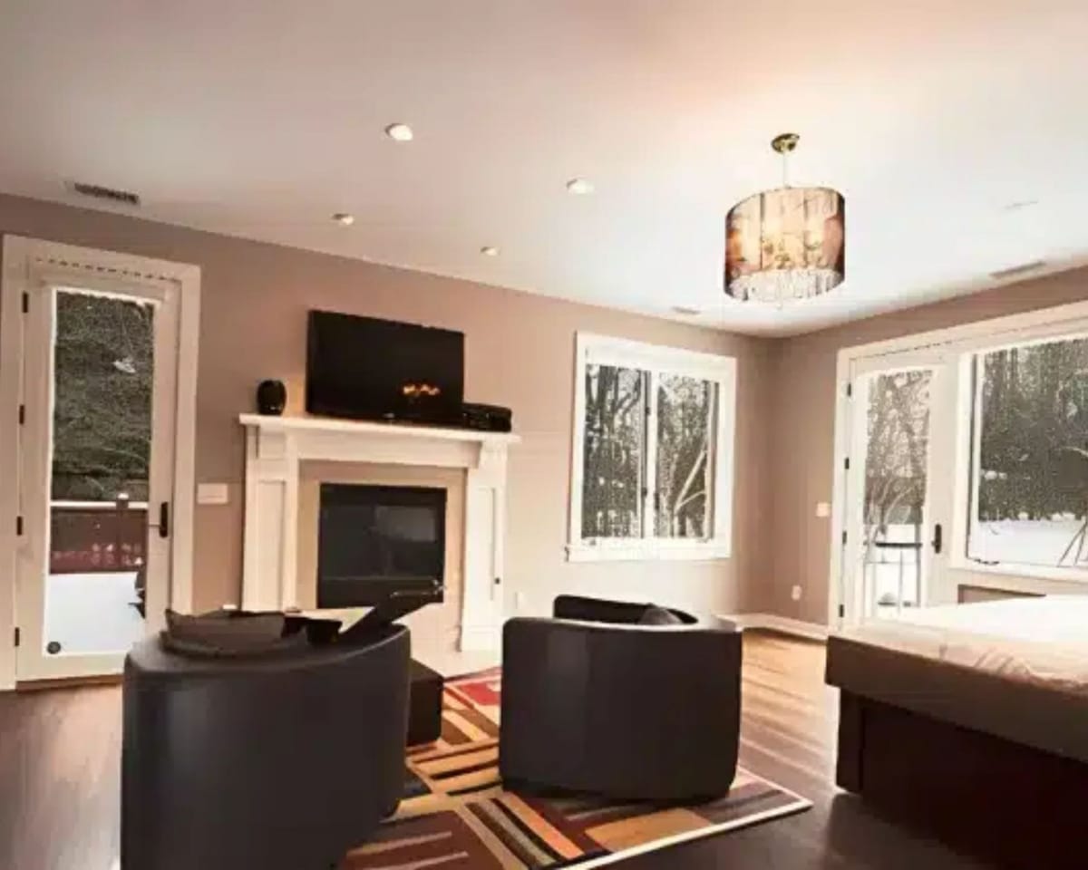 Michigan HC Jim Harbaugh’s stunning 2.21-acre house worth $2,600,000 in ...