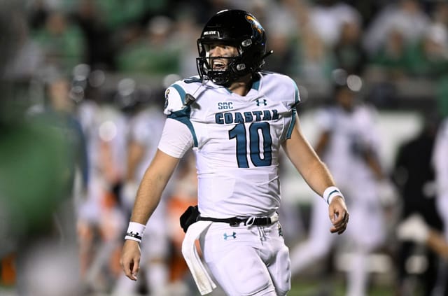 Grayson McCall injury update: Latest on Coastal Carolina QB ahead of ...