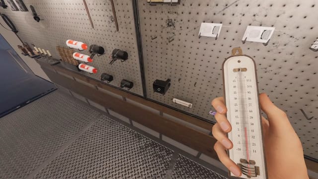 Phasmophobia: Every Tier 1 primary equipment and its features