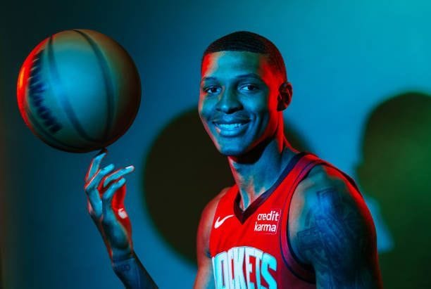 Who is Jabari Smith’s dad?