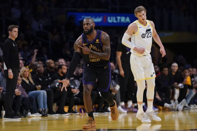 Watch: LeBron James hits big 3 to become first NBA player to reach ...