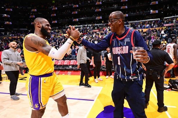 Who is Jabari Smith’s dad?