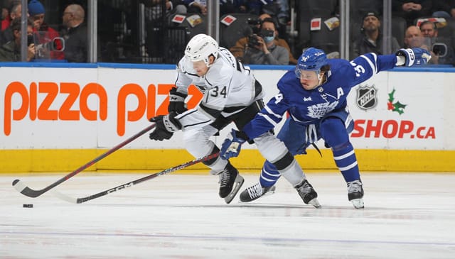 "Domi and Knies are both absolutely useless": Toronto Maple Leafs fans ...