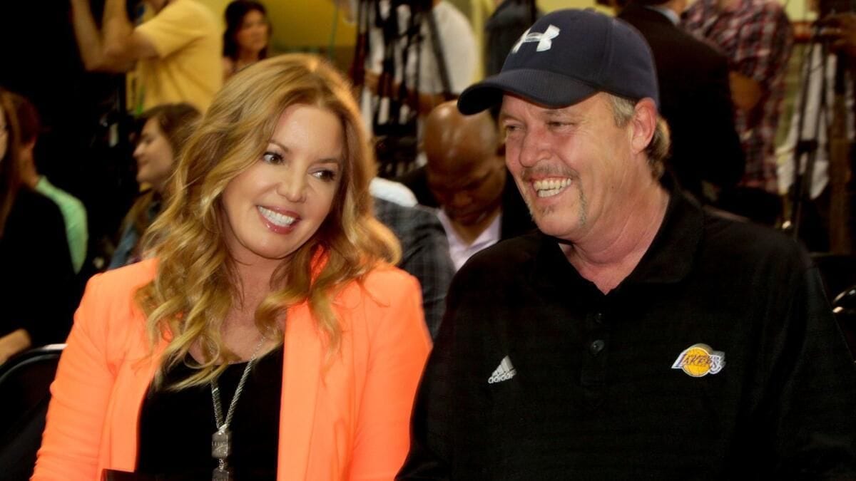 "Why did you keep me?": Lakers owner Jeanie Buss stunned to learn about ...