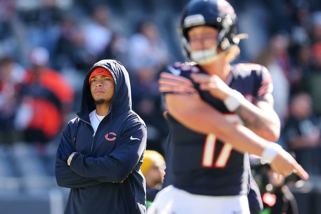 Is Justin Fields playing today? Bears QB’s Week 9 status explored
