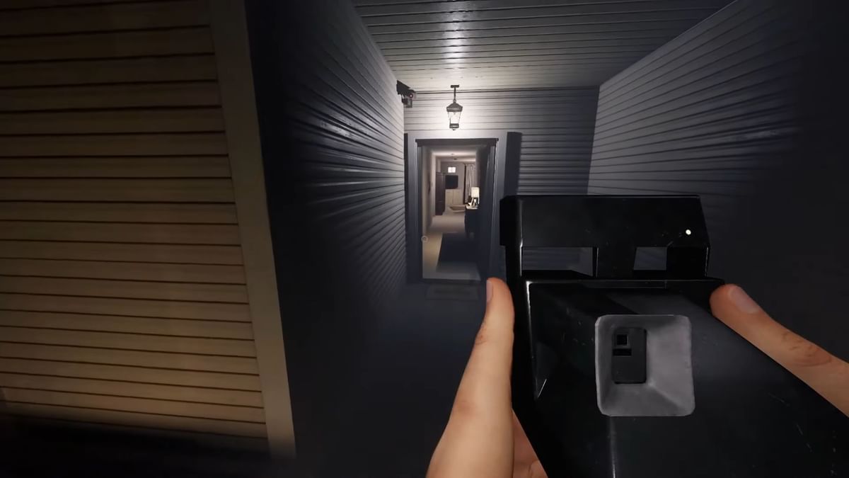 Phasmophobia: Every tier 1 optional equipment and its features