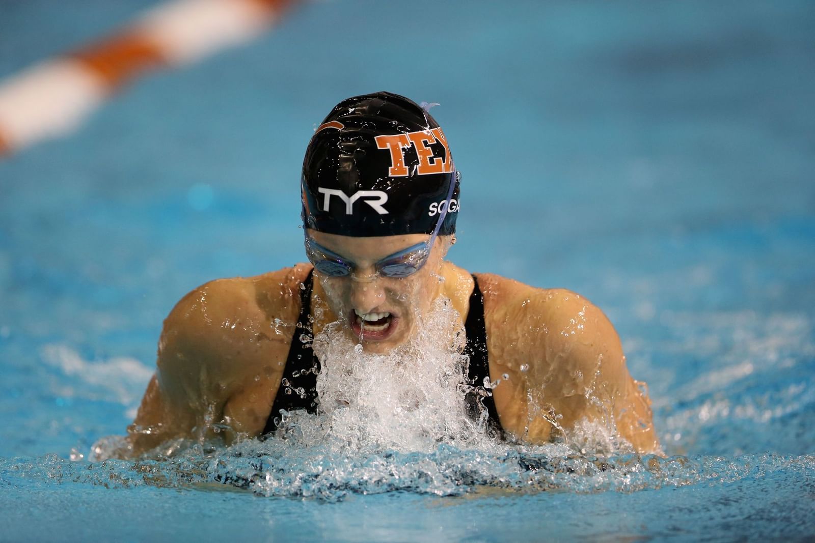 "Excited to grow old together" - Former swimmer Laura Sogar gets ...