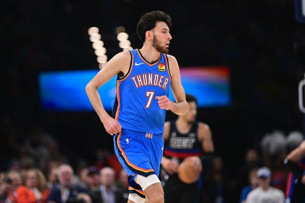 What is Chet Holmgren's Vertical?