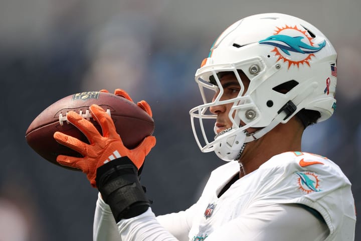 MetLife Stadium injuries: Jaelan Phillips suffering Achilles injury ...