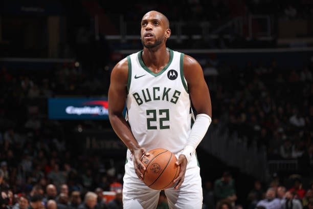 How much is Khris Middleton's Contract?