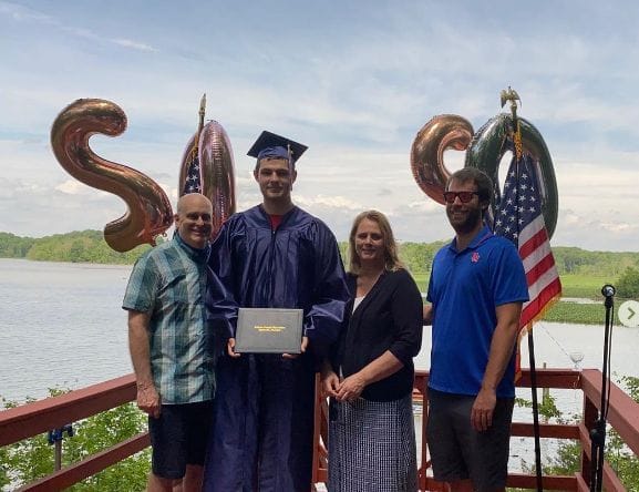 Who is Hunter Dickinson Parents?