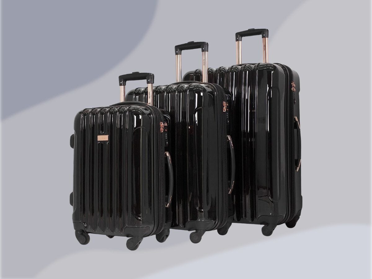11 best fashionable luggage sets for New Year travel plans