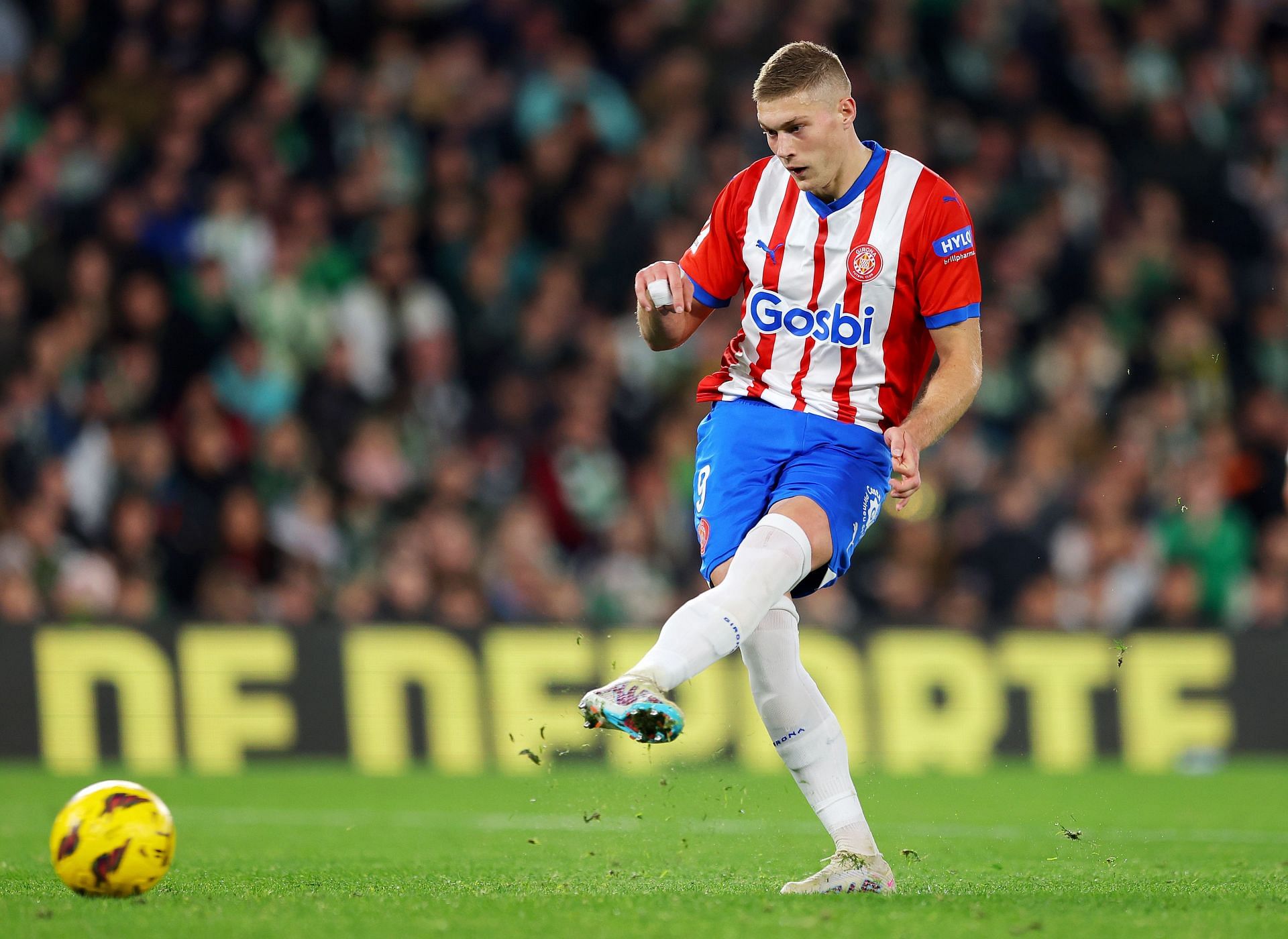 Chelsea Transfer News Roundup: Blues eyeing Artem Dovbyk; Tottenham in ... Chelsea Transfer News Roundup: Blues eyeing Artem Dovbyk; Tottenham in ...