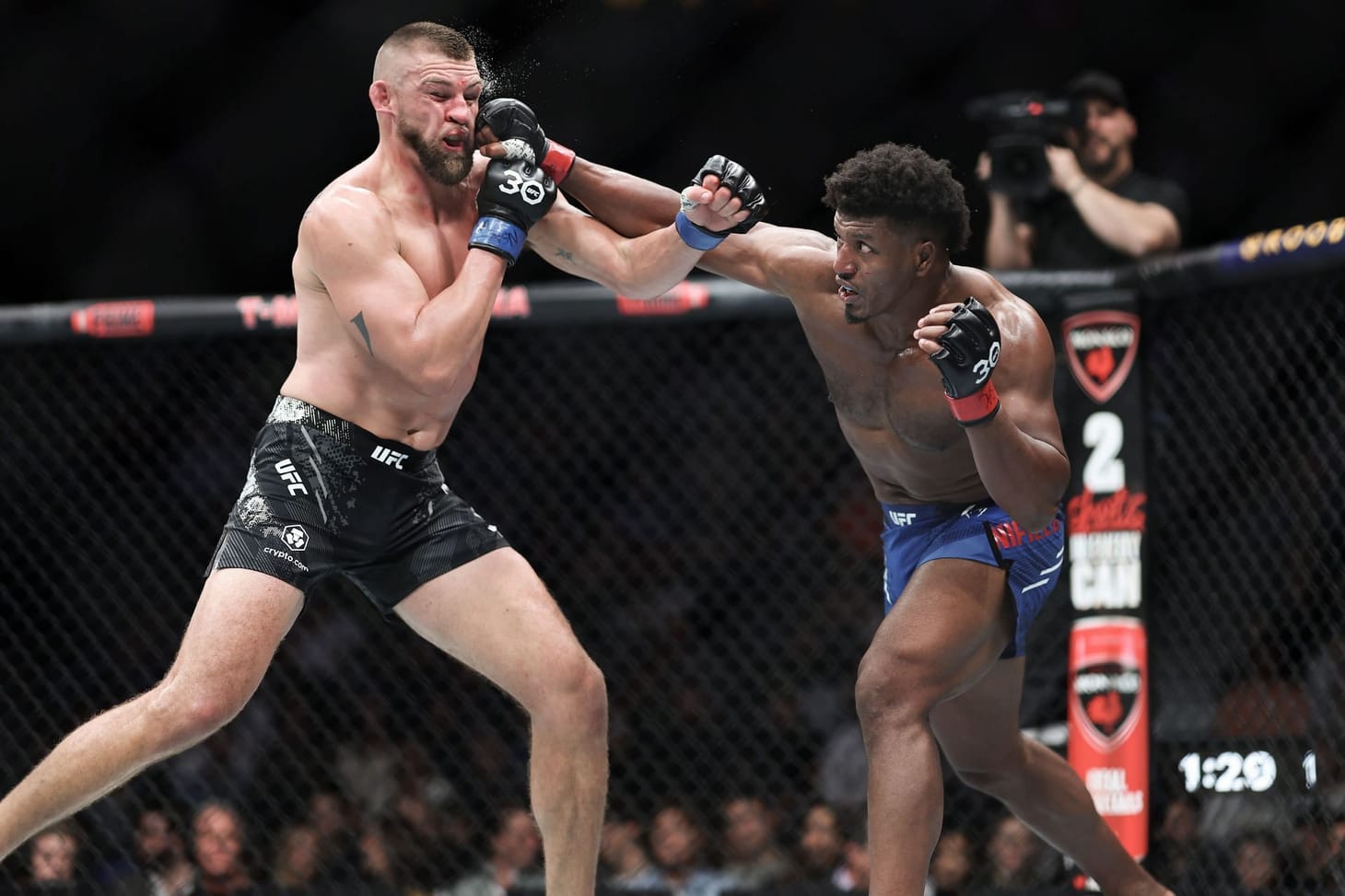 UFC Light Heavyweight Rankings & Current Champion - 2023