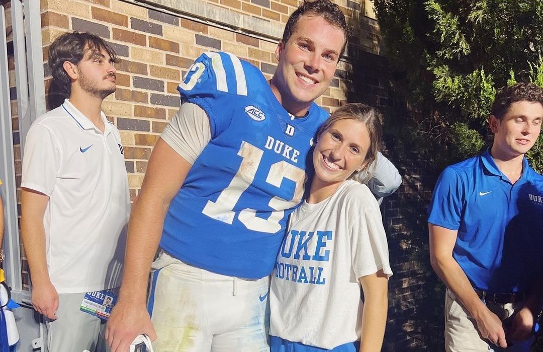 Who is Riley Loenard’s girlfriend, Molly Walding?