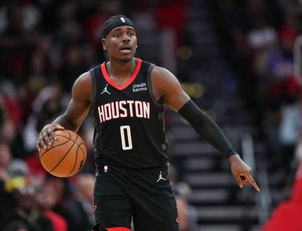 How many Holiday brothers are there?